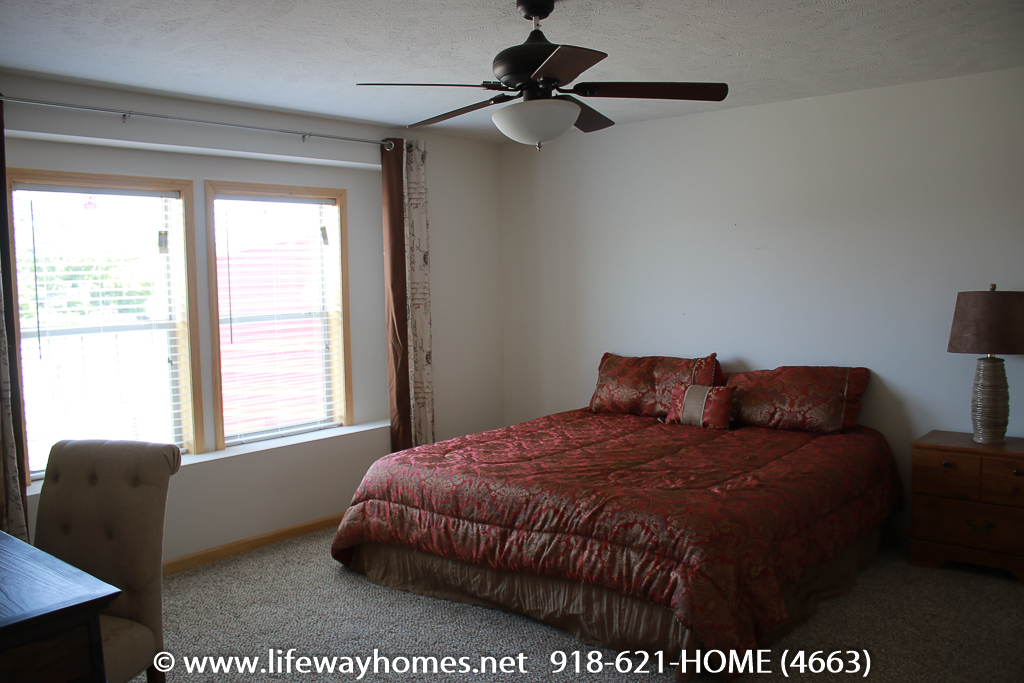 Pinewood Villa Manufactured Home - Lifeway Homes